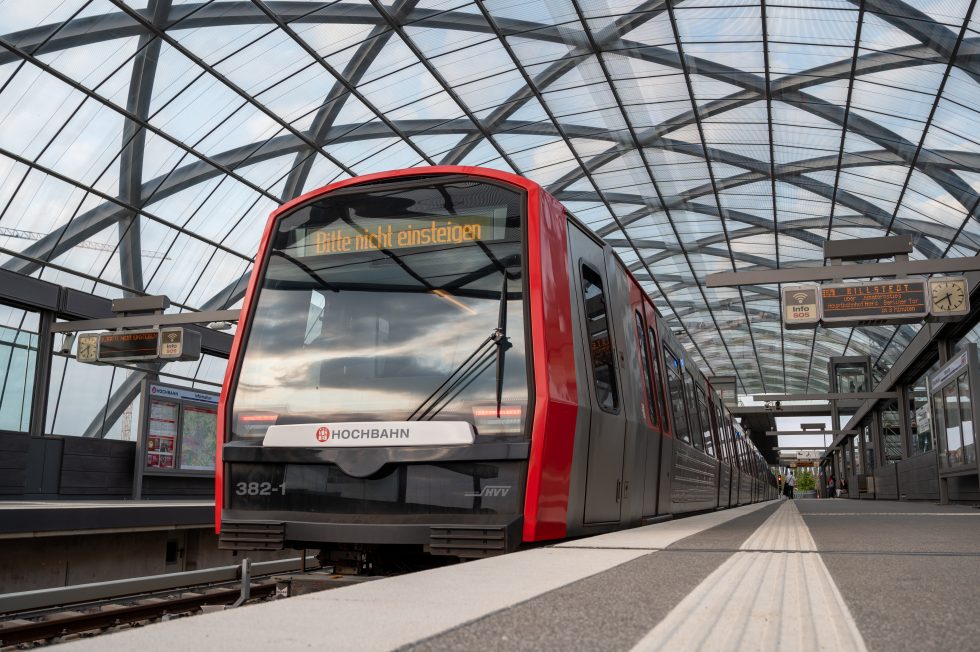 Hamburger Nahverkehr wird teurer: HVV-Preise steigen ab Januar - SAT.1 ...