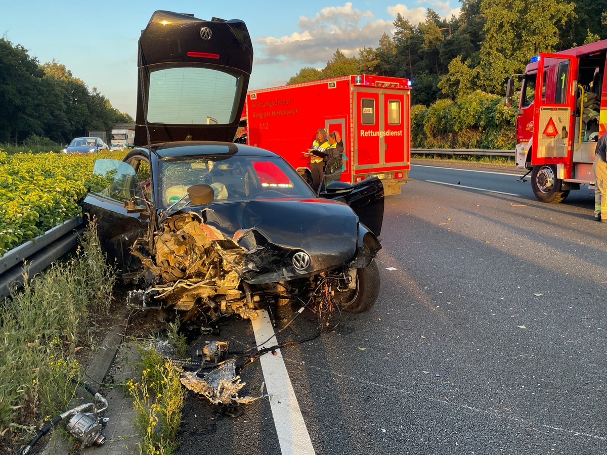 Schwerer Unfall auf der A2 zwischen Lehrte und Hämelerwald – Strecke weiterhin teilweise ...